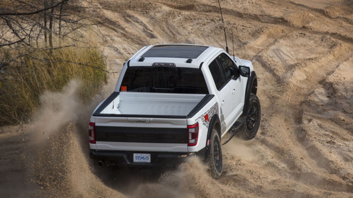 Ford F-150 Raptor R 2024: la pickup más poderosa y capaz - Autos