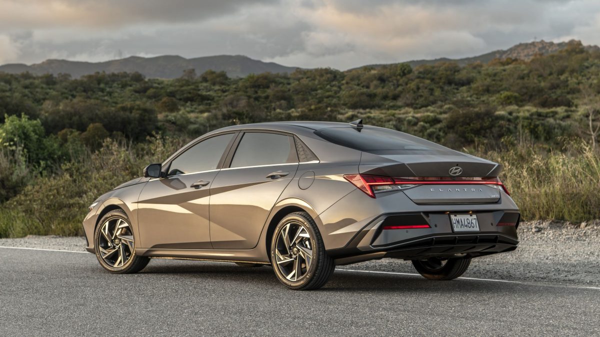 Hyundai Elantra: ¿Vale la pena comprar este sedán? - Autos