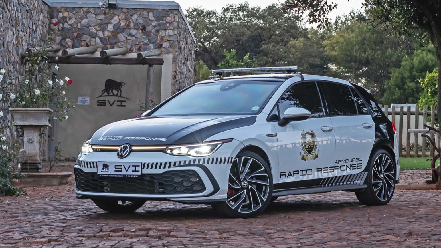 ¿Un Volkswagen Golf GTI blindado? No suena mal la idea - Autos