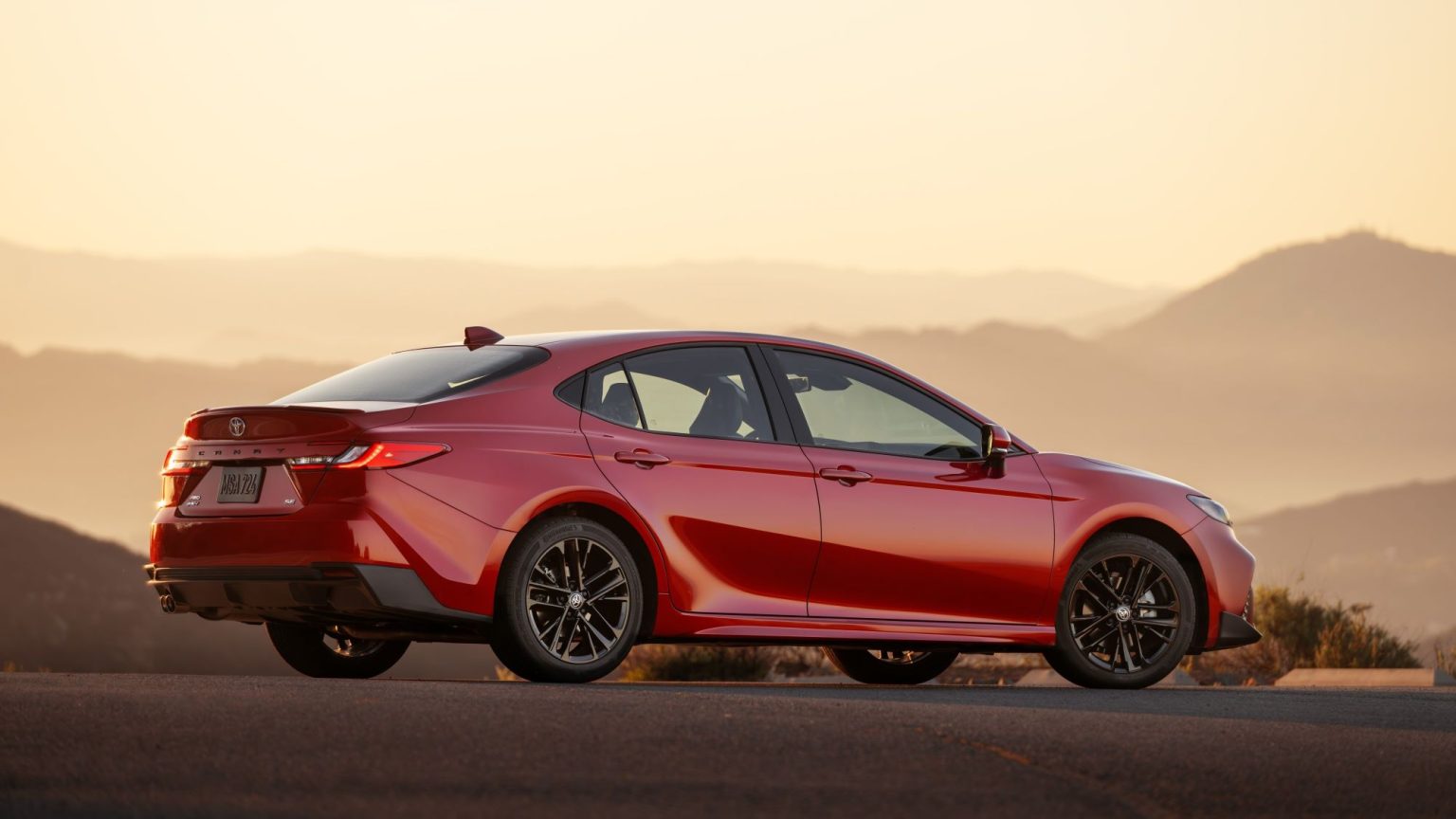 ¿Vale la pena comprar un Toyota Camry? - Autos